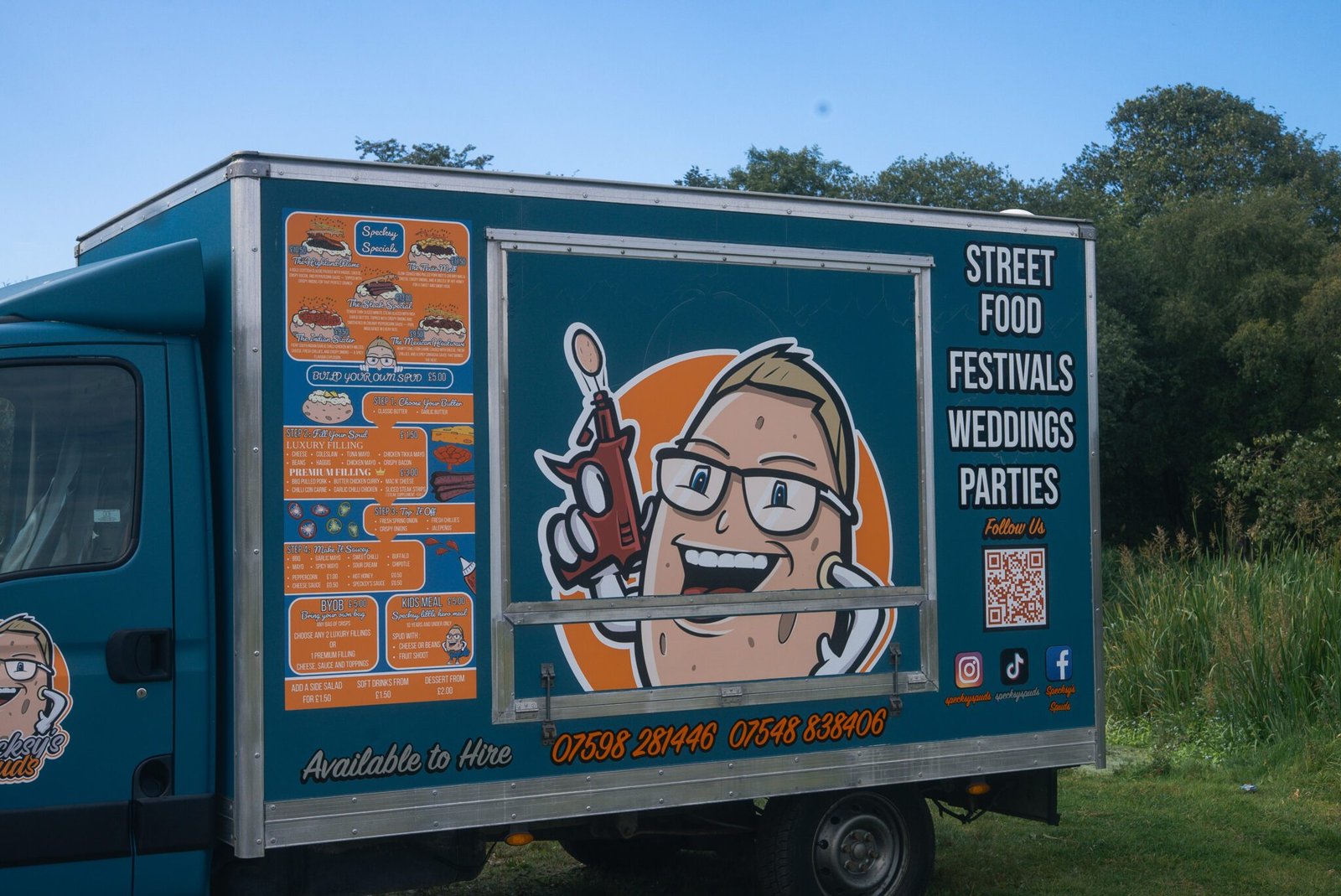 Coatbridge father and son attract 3,000 customers with new loaded spud ...