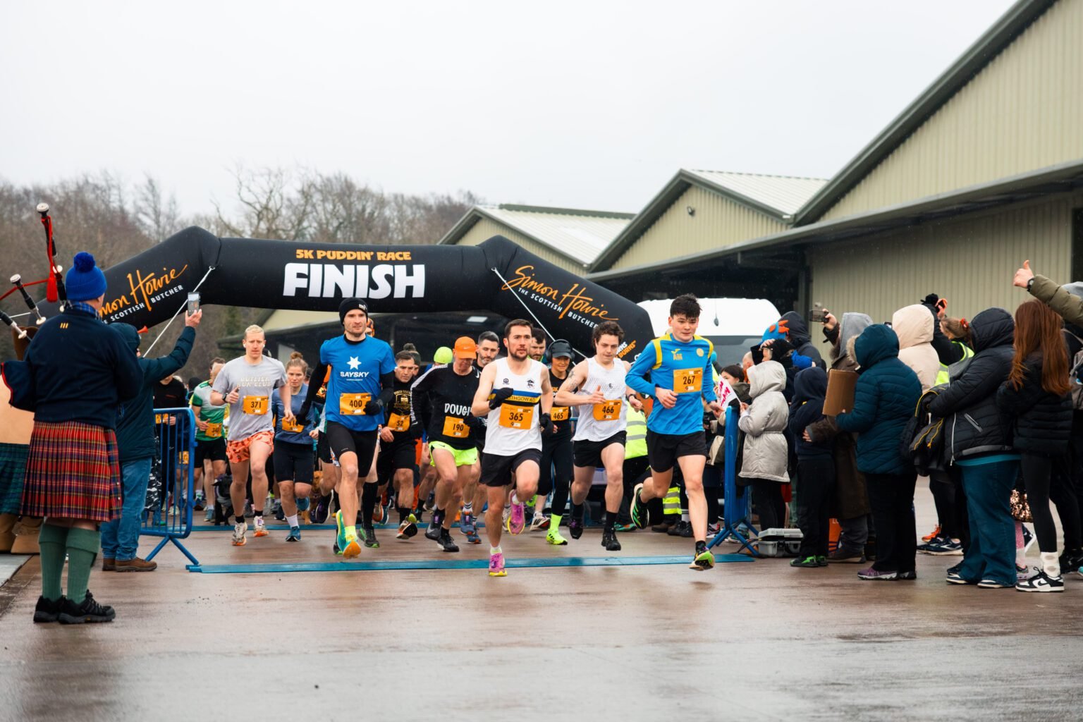 Burns Night Puddin’ race sees hundreds run for a haggis and a good ...