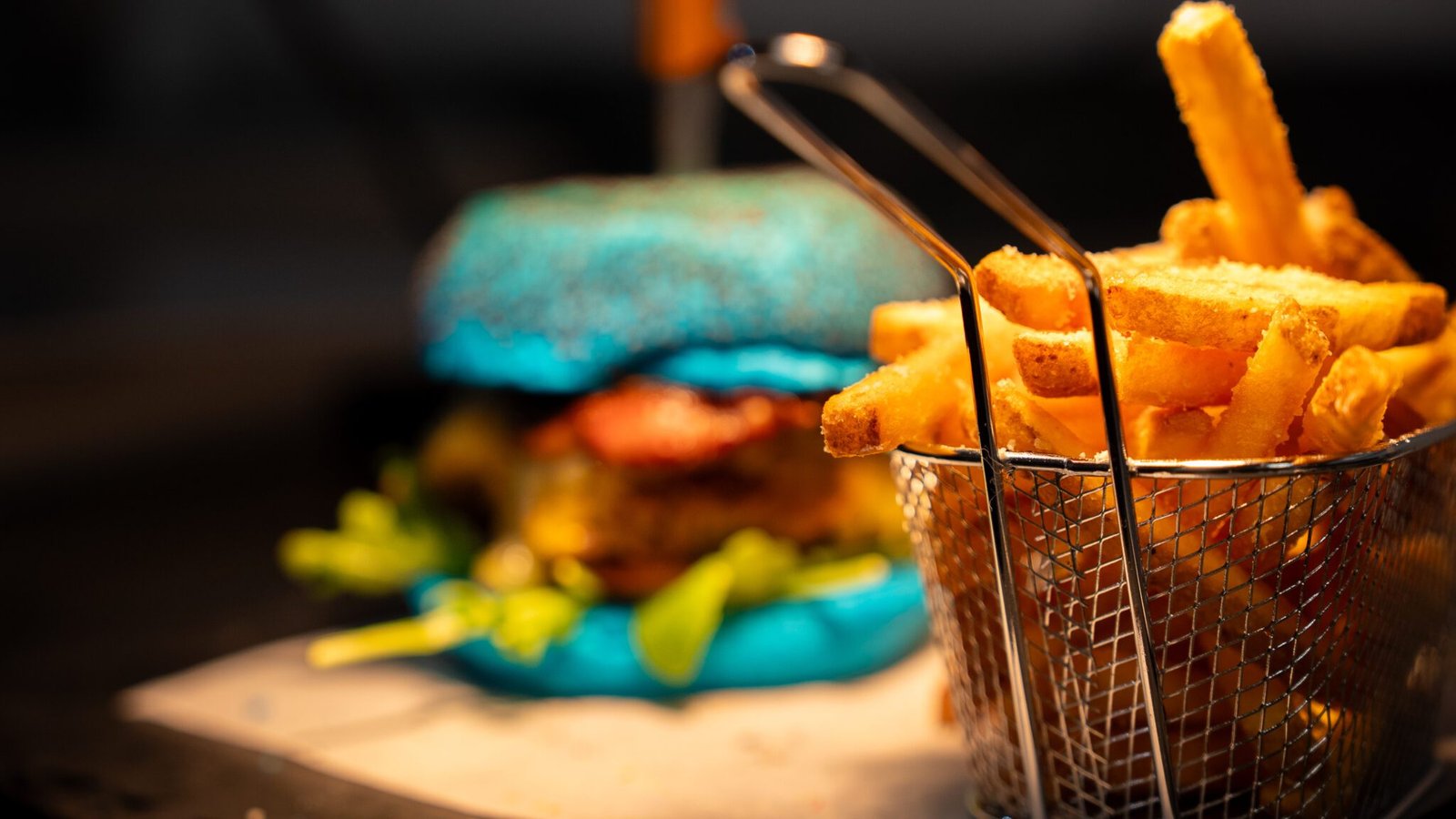 New Aberdeen eatery ‘The Burger Room’ opens with giant sharing burger ...